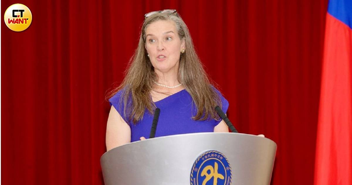 AIT首位女處長卸任倒數 孫曉雅獲頒大綬景星勳章 | 政治 | CTWANT