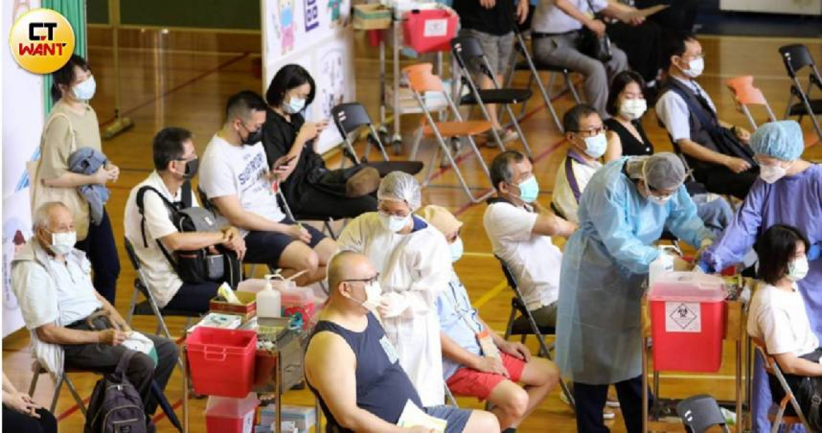 BNT今到貨「四大疫苗」齊聚台灣 一篇文搞懂下波輪誰打 | 生活 | CTWANT