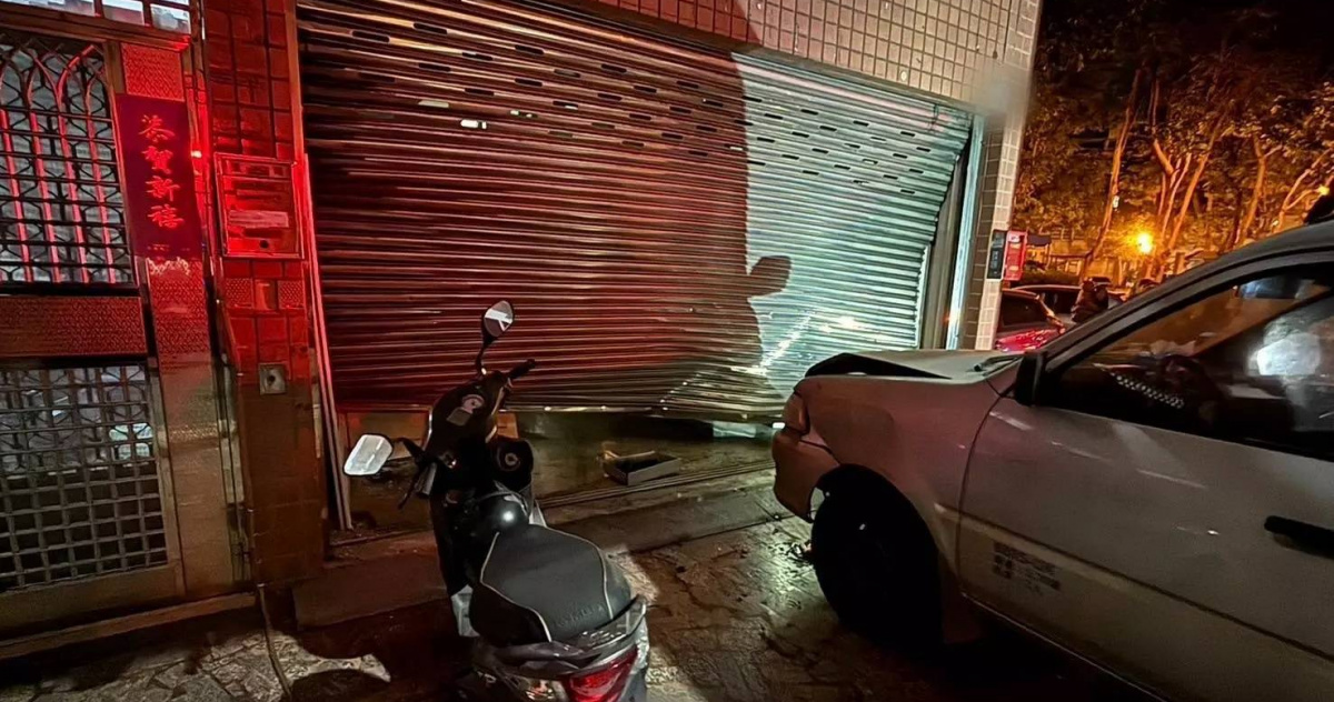 36歲男討生活費不成怒火燒天 酒駕衝撞母親家門拿木炭企圖縱火 | 社會 | CTWANT