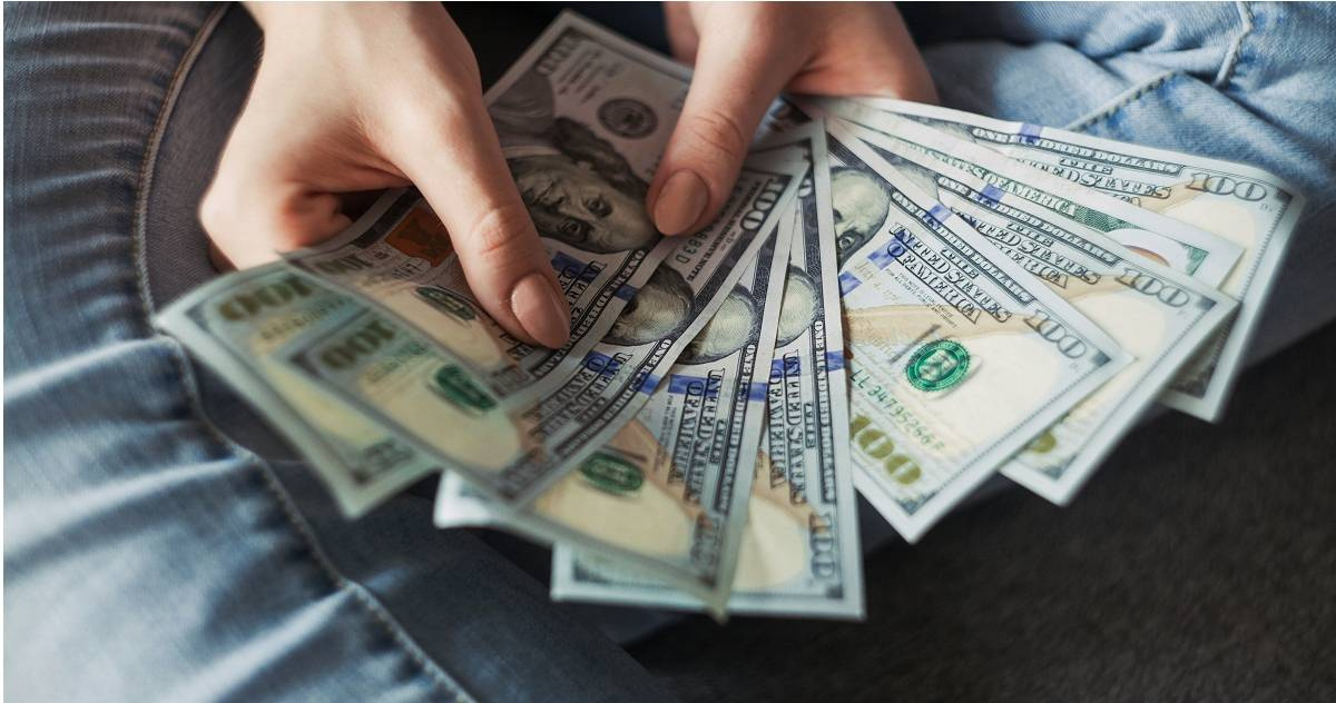 00940破發！財經網美勸嚴守紀律「見跌加碼」 遇「這種狀況」才需要賣 | 財經 | CTWANT