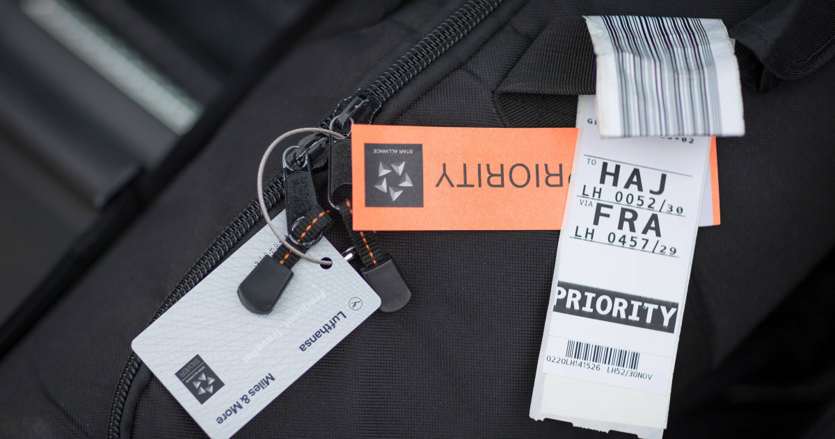 空姐正妹曝搭機大忌！一堆人行李箱吊牌全被看光 她親授1招自保 | 國際 | CTWANT