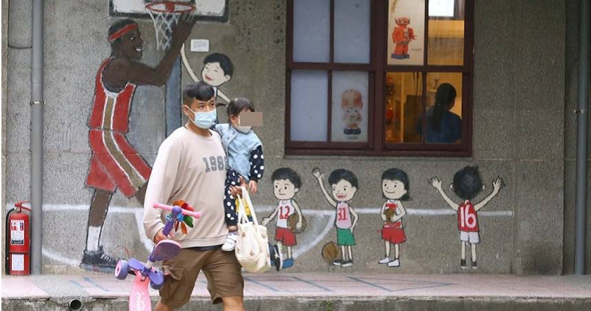 高燒39度數日咳到吐 醫驚：RSV嬰幼兒患者變多 | 生活 | CTWANT