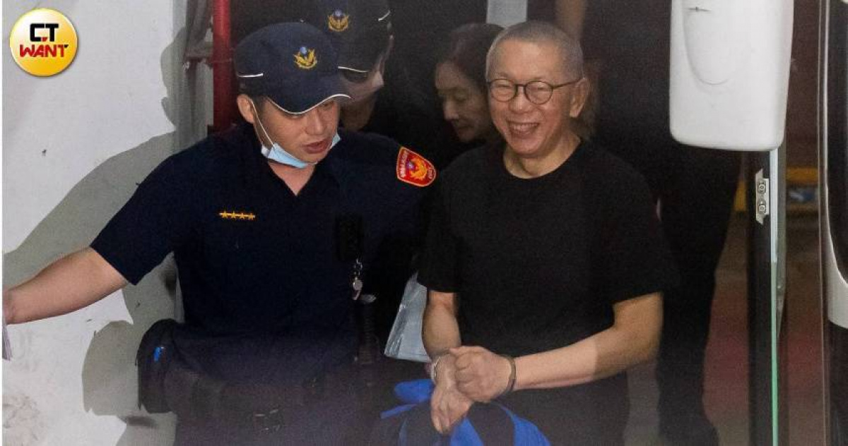 柯文哲7000萬交保 可以回家了！黃珊珊吐1原因：短期內不能接觸 | 政治 | CTWANT