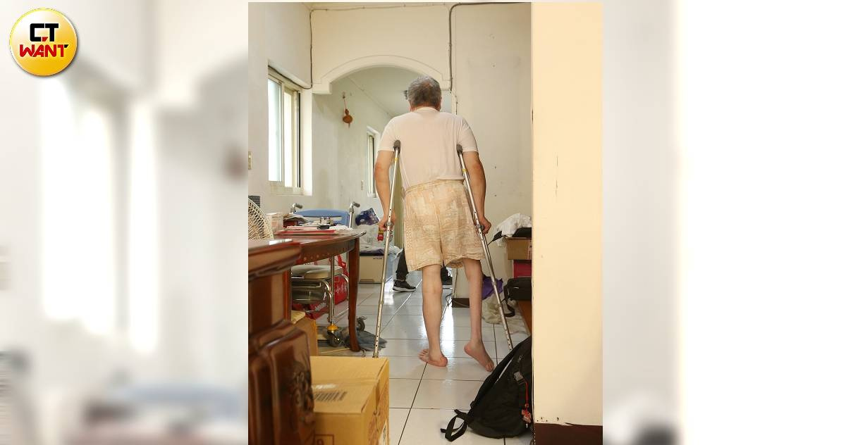 弱弱悲歌1／小兒痲痺兒顧93歲植物人母 他曝生活最大難題竟是這件事 | 社會 | CTWANT