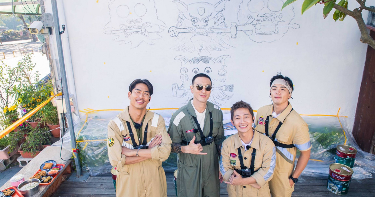 AKIRA吃雞屁股大讚「油脂很多」 展現藝術天份為古蹟手繪劍獅 | 娛樂 | CTWANT