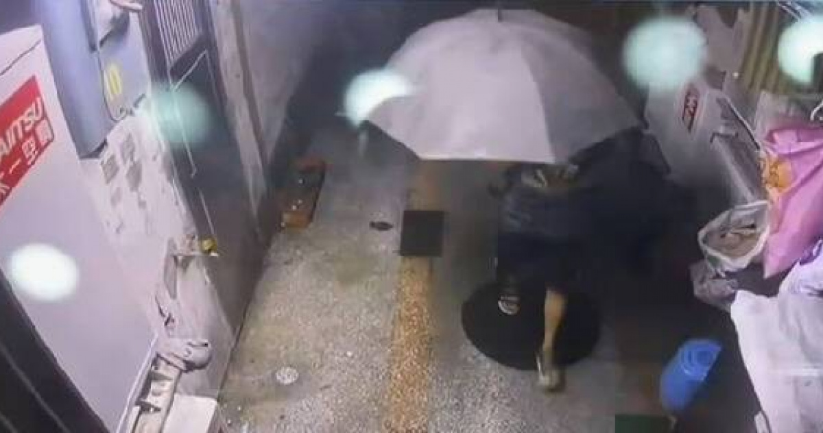 偷雞不著蝕把米！男子偷摸走櫃檯2000元 反被查出通緝犯身份 | 社會 | CTWANT