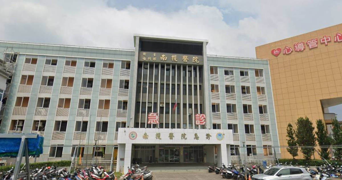 連日噁心嘔吐以為消化不良 男子就醫驚見「矽膠手套」卡胃裡 | 生活 | CTWANT