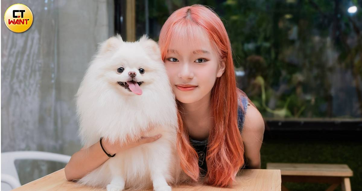 寵物情緣／14歲欣菲SINBY喜迎小房客 無畏狗毛過敏抱完就吃藥 | 生活 | CTWANT
