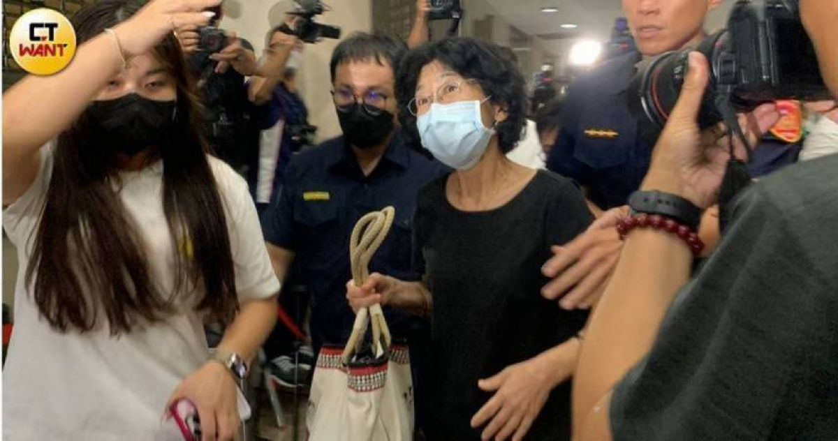 柯文哲健康惡化 陳佩琪哽咽「結婚35年第一次僅從媒體得知他病因」 | 政治 | CTWANT