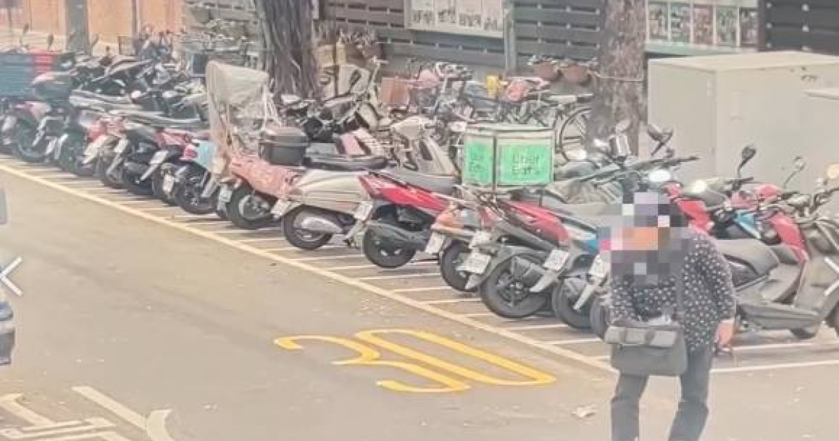 天降螺絲起子！女騎腳踏車遭男丟中頭...血流如注急送醫 警火速逮人 | 社會 | CTWANT