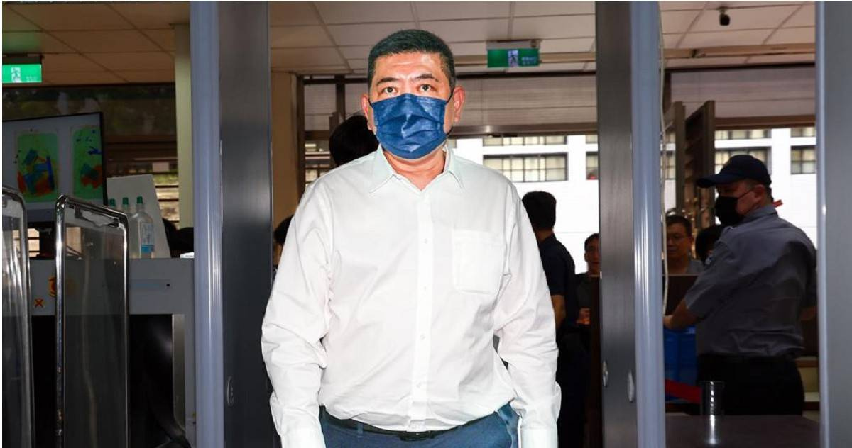 NONO涉性侵6女共7罪！一審判2年半 二審今日開庭「他再穿白襯衫沉默進場」 | 社會 | CTWANT