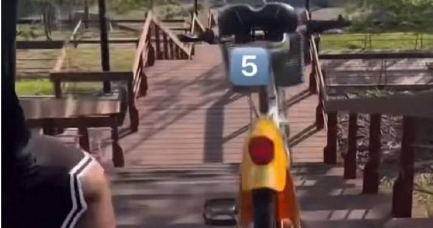 誇張！屁孩高處狠摔Youbike惹網怒 業者：不排除法律途徑 | 社會 | CTWANT
