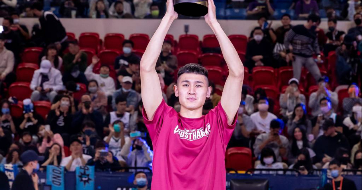 T1灌籃大賽 劉駿霆「飛越魔獸」獲滿分奪冠 | 生活 | CTWANT