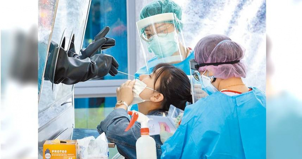 衛福部長薛瑞元：高端EUA已過期 核酸試劑不能用 | 生活 | CTWANT