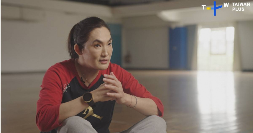 錢薇娟首揭露球衣背號涵義 帶籃球「攻蛋」創最多觀眾的紀錄 | 娛樂 | CTWANT