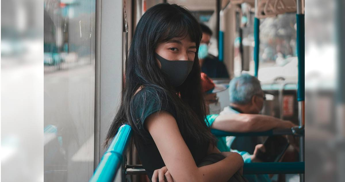 沒在拋媚眼！女患者「狂眨右眼」擾社交和事業 ICU醫揭她困境 | 生活 | CTWANT