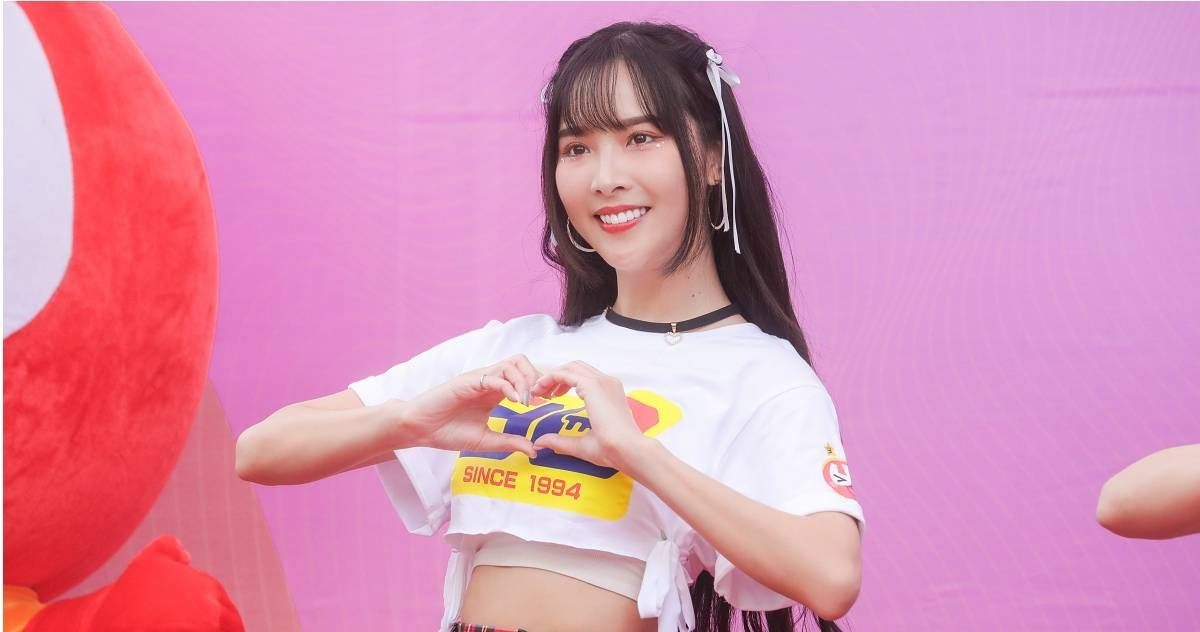 「最仙團長」Rina爆同居球員 首露面低調回應 | 娛樂 | CTWANT