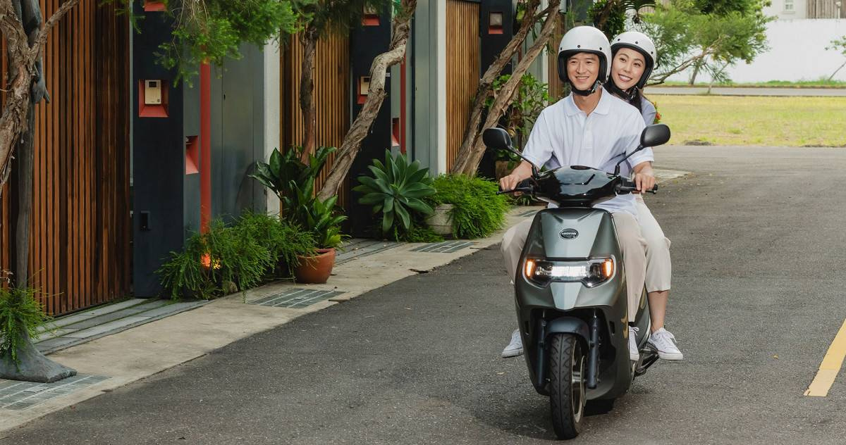 歡慶eMOVING EZ-R奪金榮耀 新春加碼好禮 全車系最低45折起！ | 生活 | CTWANT