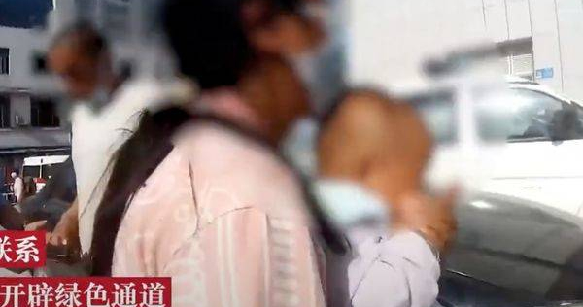 嬰兒手指莫名遭兔子咬斷 陸警出手緊急開道「4分鐘」奔醫院救斷指 國際 Ctwant