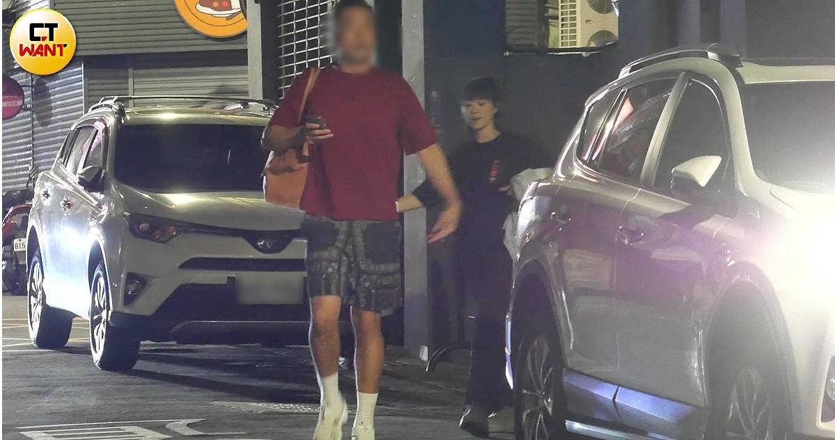 起底曝光1／曹雅雯高帥男伴是留美碩士 身高195擁有國手身份 | 娛樂 | CTWANT