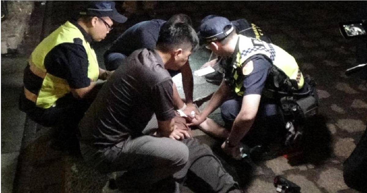 南投「青鳥行動」爆濺血事件！醉男持刀自殘急送醫 警曝背後動機 | 社會 | CTWANT