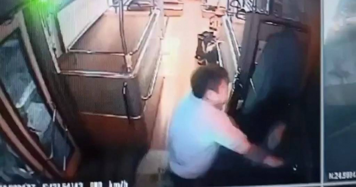 公車司機爆肢體衝突！疑行車糾紛所至 警積極偵辦中 | 社會 | CTWANT