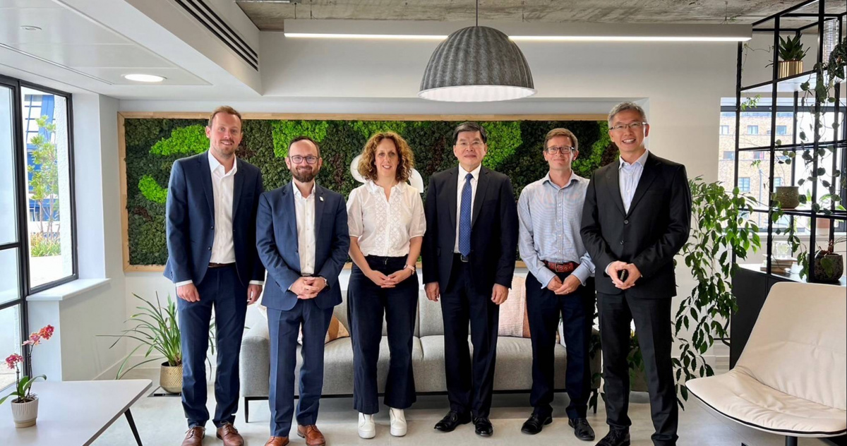 國泰金推100%使用再生能源 李長庚：企業最在乎「電力、電網」能源議題 | 財經 | CTWANT