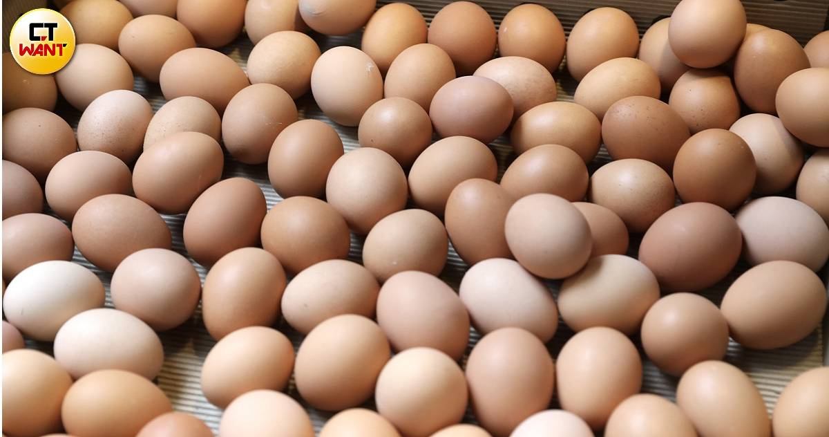 恐嚇Lin bay好油是自導自演！黃國昌已下架直播影片 林裕紘「3字」回應了 | 政治 | CTWANT