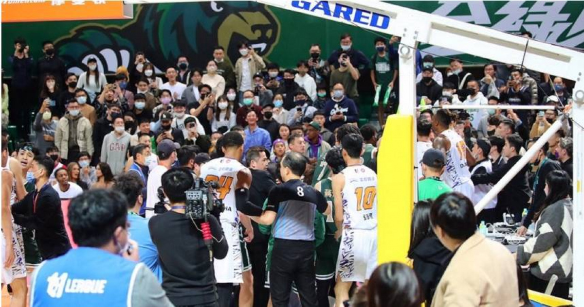 T1台啤助教林玠禾進場打球員罰30萬 肢體衝突8人遭懲處…「魔獸」沒事 | 生活 | CTWANT