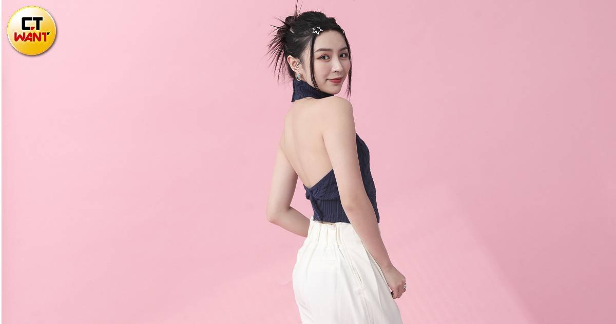 星品味1／Elkie莊錠欣不走可愛風 認了容貌焦慮積極運動 | 娛樂 | CTWANT