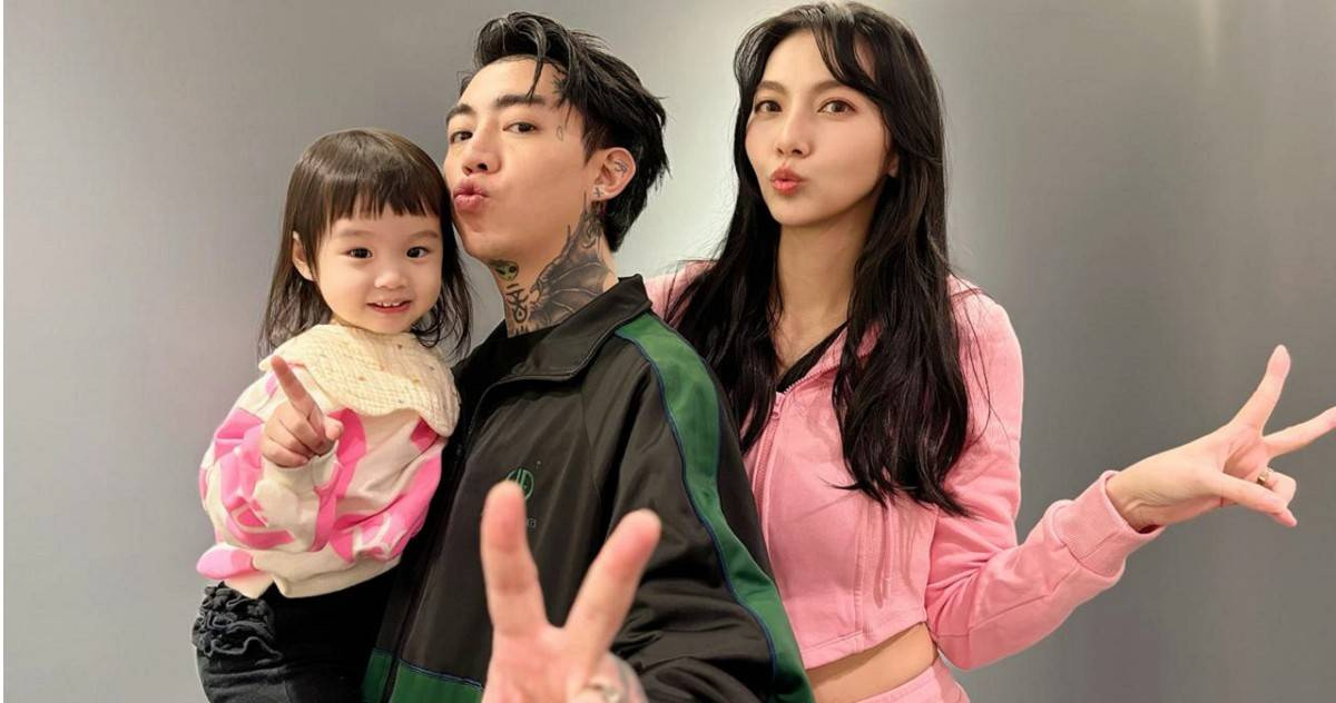 謝和弦跑通告帶妻女當應援 計畫幫女兒發兒歌專輯 | 娛樂 | CTWANT