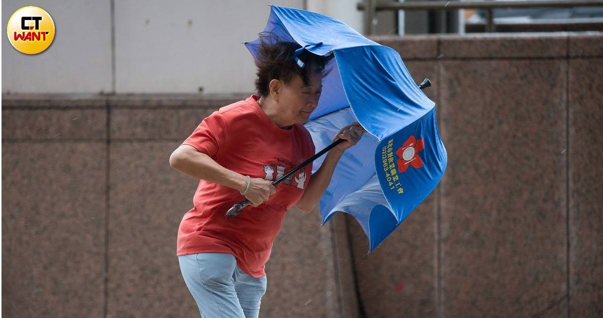 中南部與北部山區午後雷陣雨來襲 氣象署對9縣市發布大雨警報 | 生活 | CTWANT