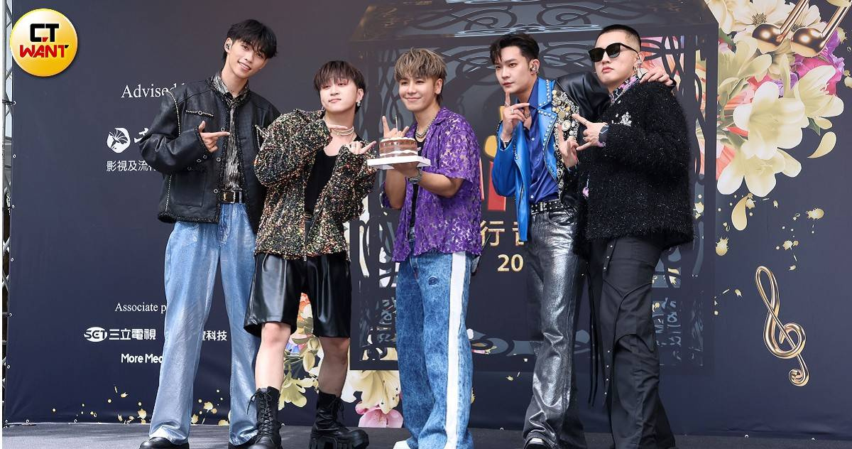 鼓鼓化身「撒票男神」為粉絲謀福利 U:NUS送上生日蛋糕給驚喜 | 娛樂 | CTWANT