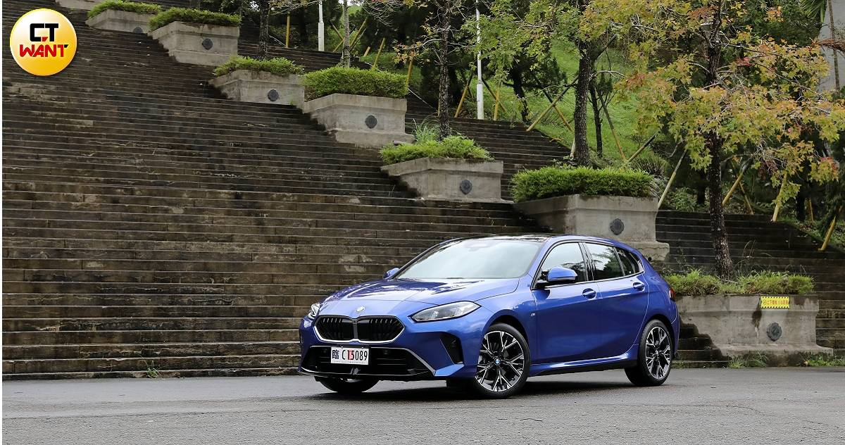新車試駕／BMW小鋼炮120 M Sport全新進化 注入滿滿科技感、安全感 | 財經 | CTWANT