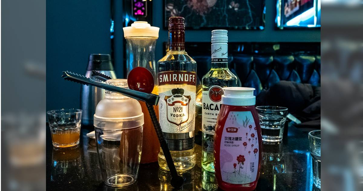 這款老爸！帶2兒子上「女陪侍KTV」登大人 想賒帳遭拒竟動手打人 | 社會 | CTWANT