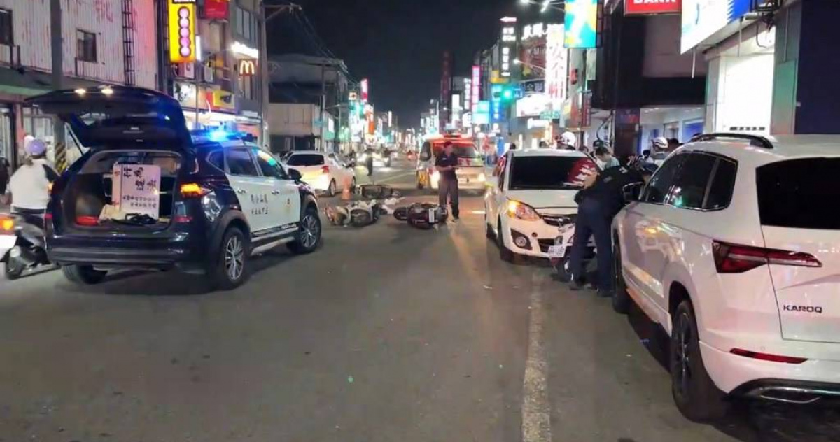 高雄男化療暈眩…轎車逆向衝撞12車釀7人傷 最重罰1800元 | 社會 | CTWANT