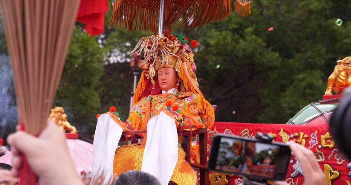 吸引32萬信徒！白沙屯媽祖繞境今晚起駕 交通部送5000張「勇」字車票 | 生活 | CTWANT