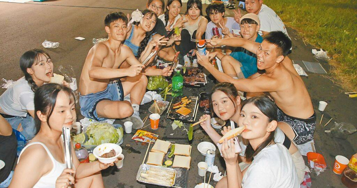 疫情解封後第一個中秋「報復性烤肉」 量販備貨增2成 | 生活 | CTWANT