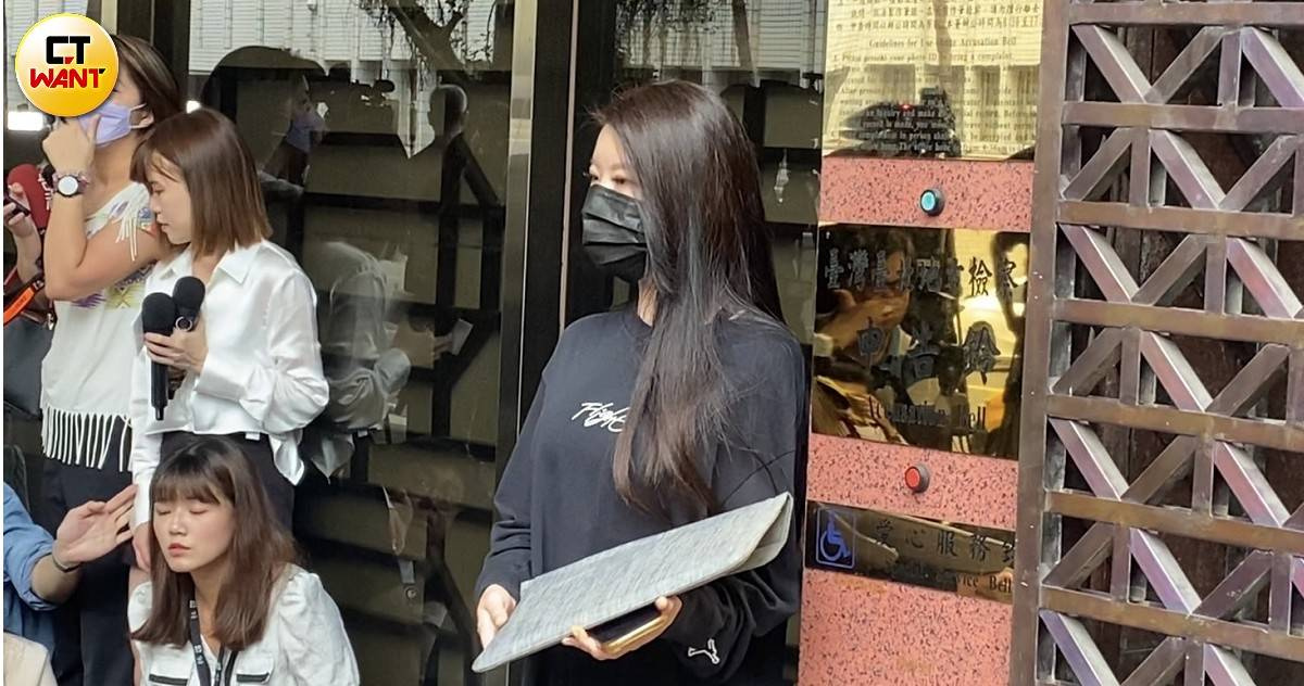 小紅老師爆性侵受害者多達25人 今按鈴提告NONO經紀人回應了 | 娛樂 | CTWANT