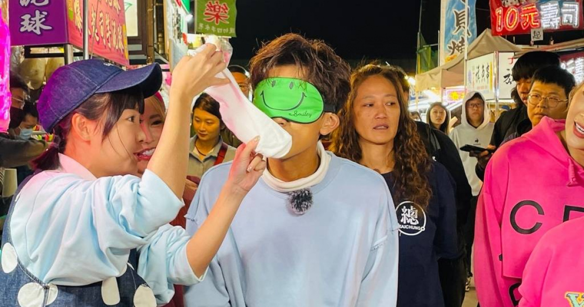 被籃籃脫襪惡整 阿翔驚喊：怎有海鮮味 | 娛樂 | CTWANT