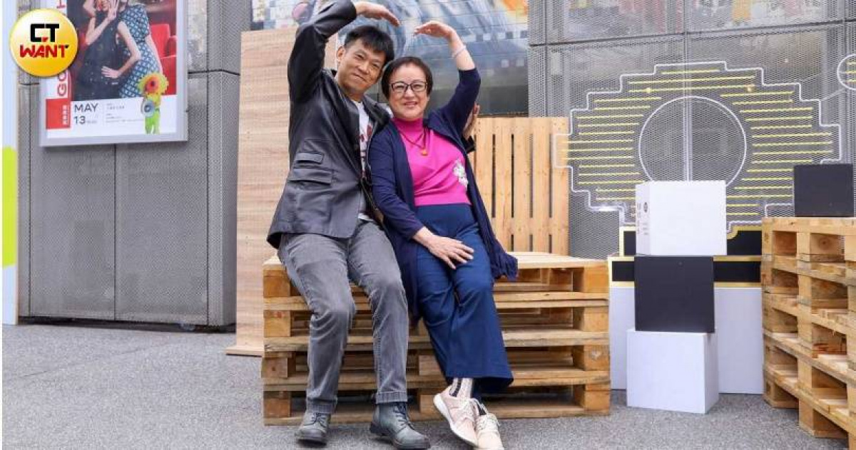 顏正國「27歲前不識字」！昔靠父母念劇本 見40年前媽媽年輕模樣曾淚崩：不懂事 | 娛樂 | CTWANT