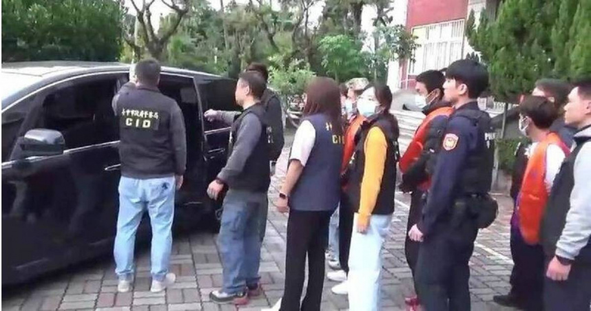 疑賭債糾紛越籍移工持空氣槍搶同鄉14萬元 8煞KTV分贓7收押1交保 | 社會 | CTWANT