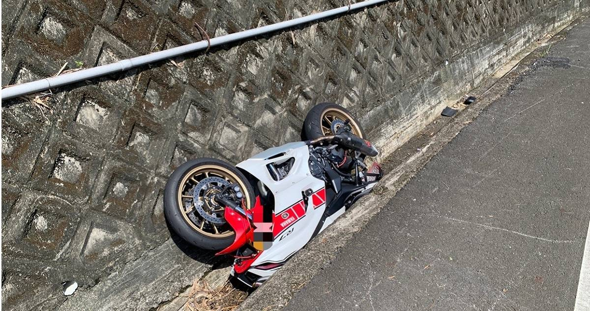 重機騎士經台3線疑未減速撞駁坎自摔 車栽水溝人當場OHCA | 社會 | CTWANT