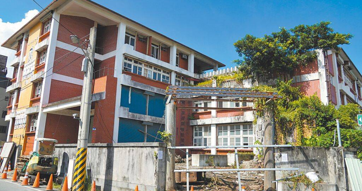 花蓮文教會館破損慘淪蚊子館 縣府決議拆除改建停車場 | 社會 | CTWANT